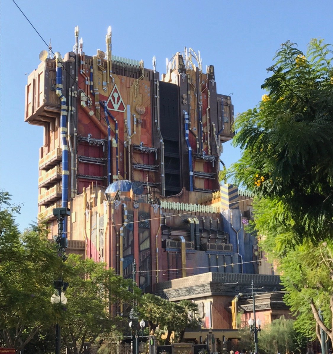 Ten Second Tip: MagicBands and Disneyland - Disney Over 50