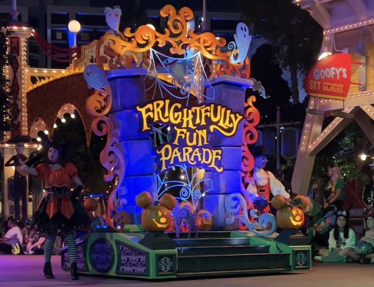 Ten Second Tip: Watch Frightfully Fun Parade Live Tonight! - Disney Over 50