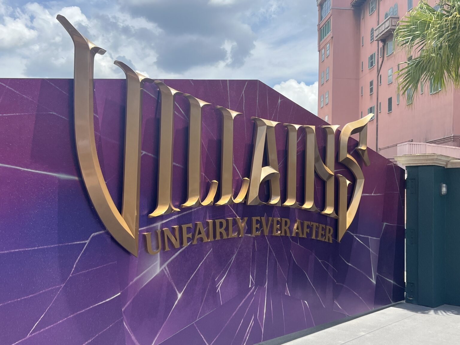 My (Mostly) Spoiler-Free Review of Disney Villains Unfairly Ever After ...